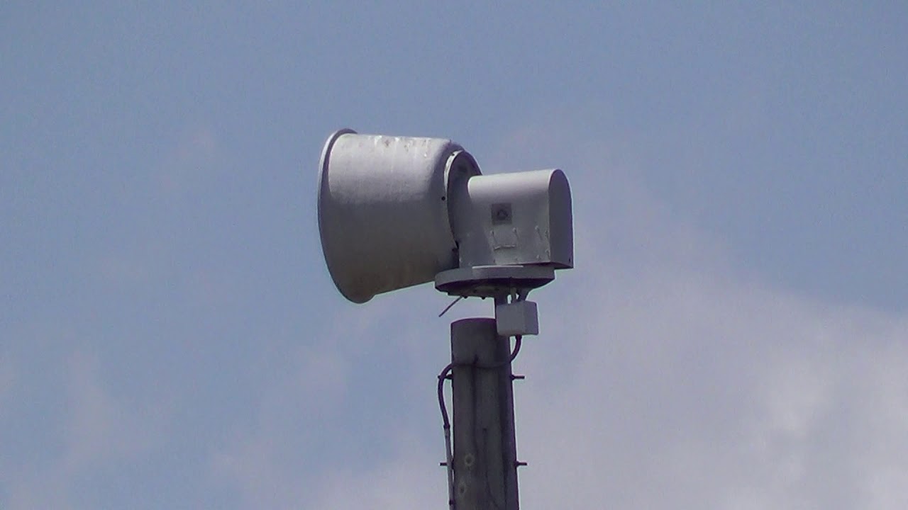 ACA P-15 siren test w/ broken rotator, Milwaukee, WI (alert & attack ...