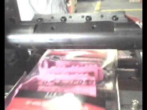 FEUL PACK - Maquina embaladora - flow pack - FP100 PEDAIS - YouTube