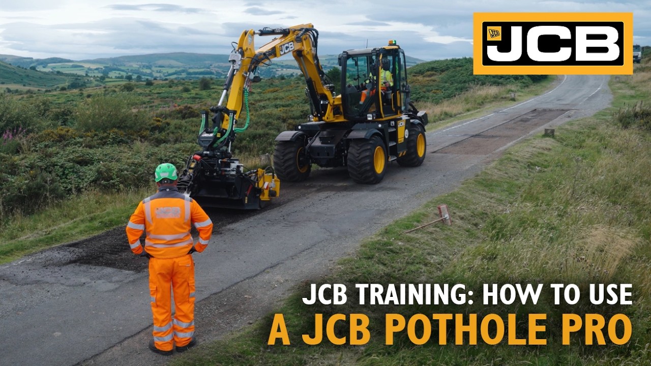 How to use a JCB Pothole Pro | JCB Training - YouTube