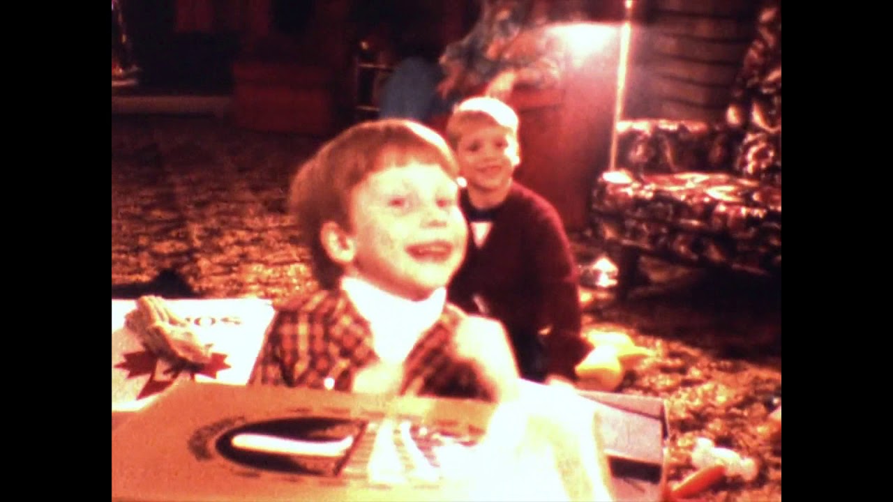 1975 Ron Schauer Family At Heasley Farm Christmas - YouTube