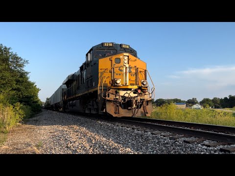 CSX M642-04 w/ CSX 3218 & CSX 553 rolling through Rensselaer, Indiana - YouTube