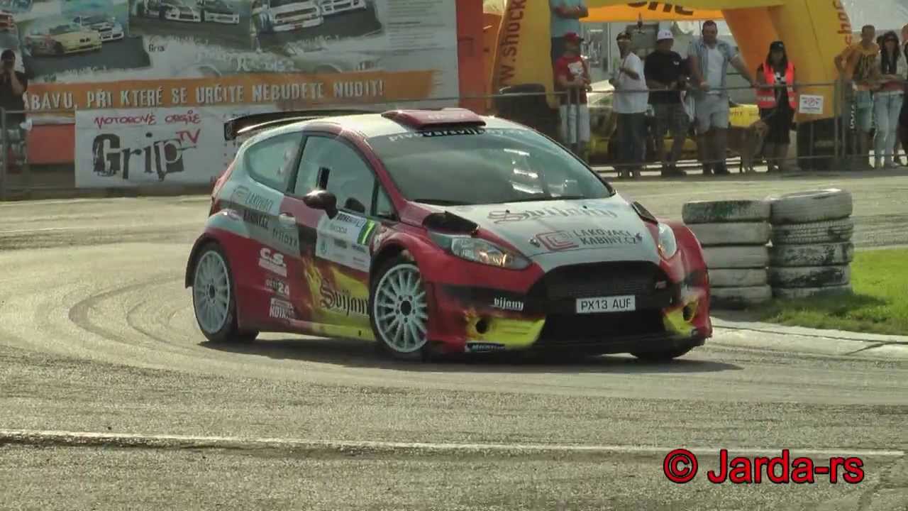 Ford Fiesta R5 - world premiere - Rally Bohemia 2013 - YouTube