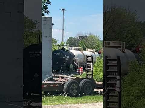 GTW 4933 Lead CN Local out, Menasha, WI then Stops to uncoupled Tanks ...