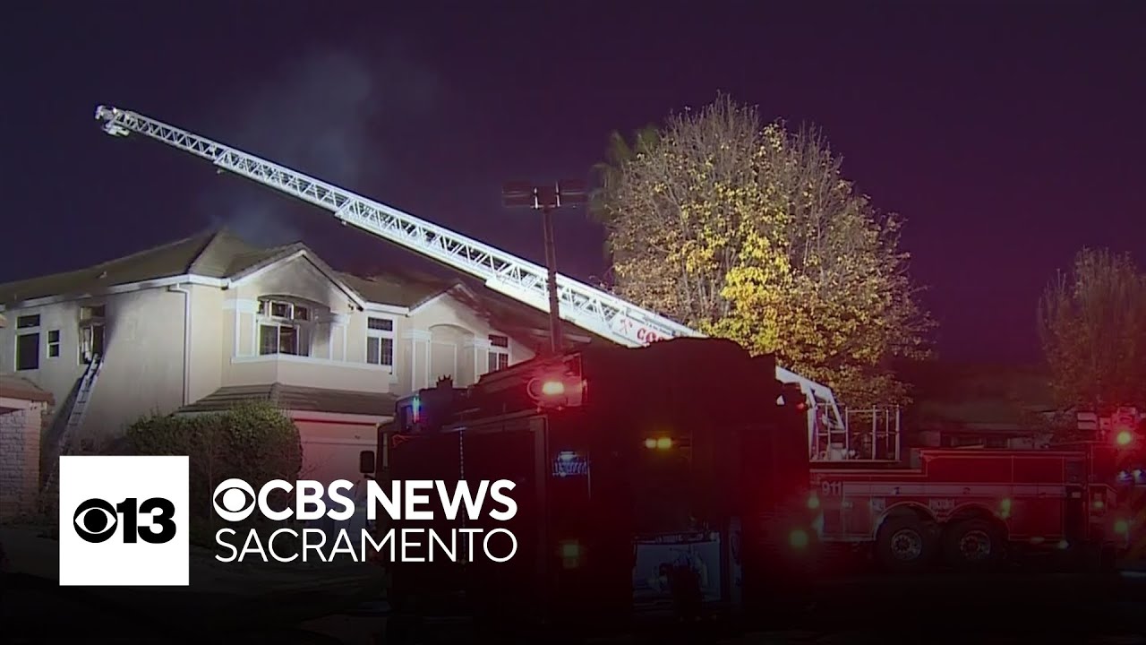 2 firefighters injured while battling house fire in Elk Grove - YouTube