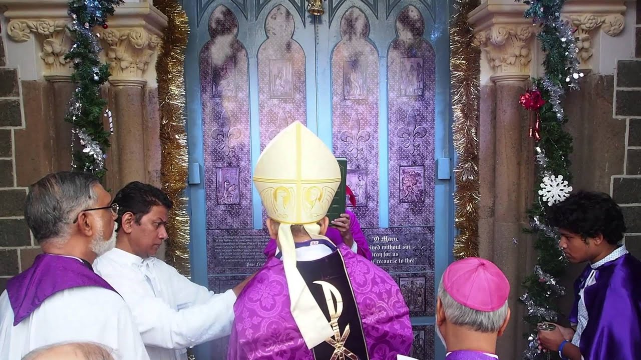 Opening of the Holy Doors of Mercy at Mount Mary, Bandra - YouTube