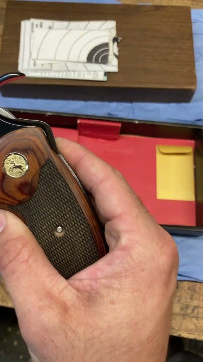 Vintage Colt Python, NEW IN BOX. (Made in 1971) - YouTube