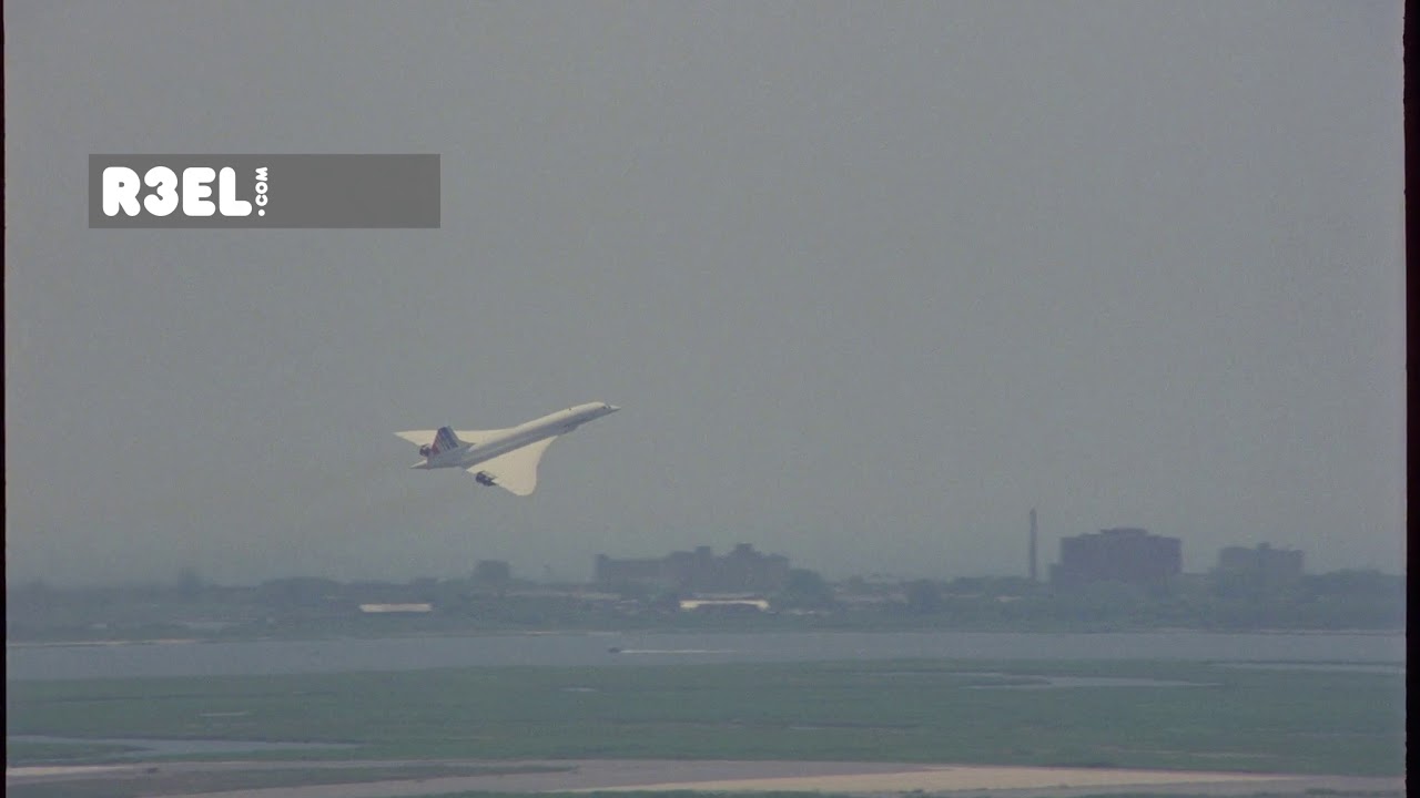 Air France Concorde Taking Off - YouTube