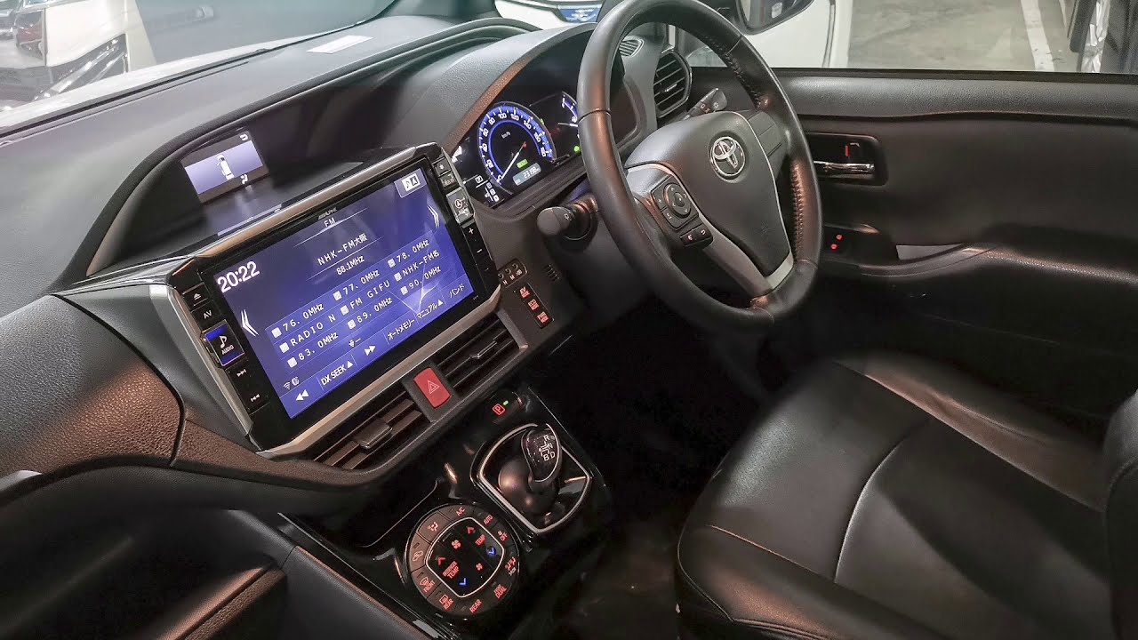 TOYOTA VOXY HYBRID Zs 2018" - YouTube