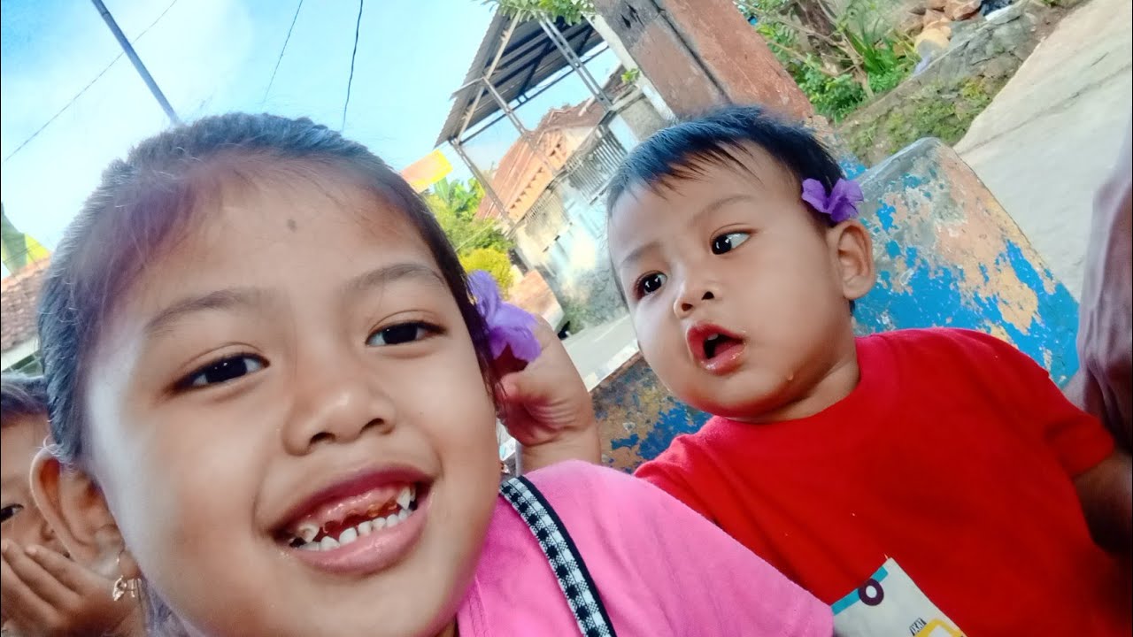 Kia Bermain Di Dalam Rumah Sama Kakak And Adek Youtube