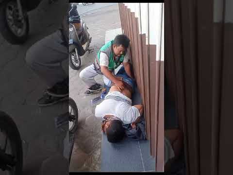 Tukang Pijat khusus pria membantu mengobati awak bekas tabrakan, uyuh,pegal2,cape2,demam dll.