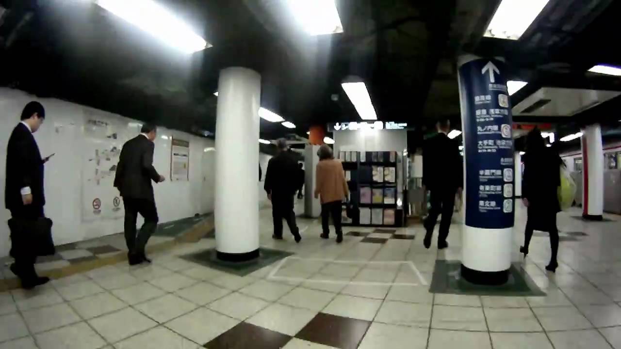 Transferring on the Tokyo Metro Subway System - YouTube
