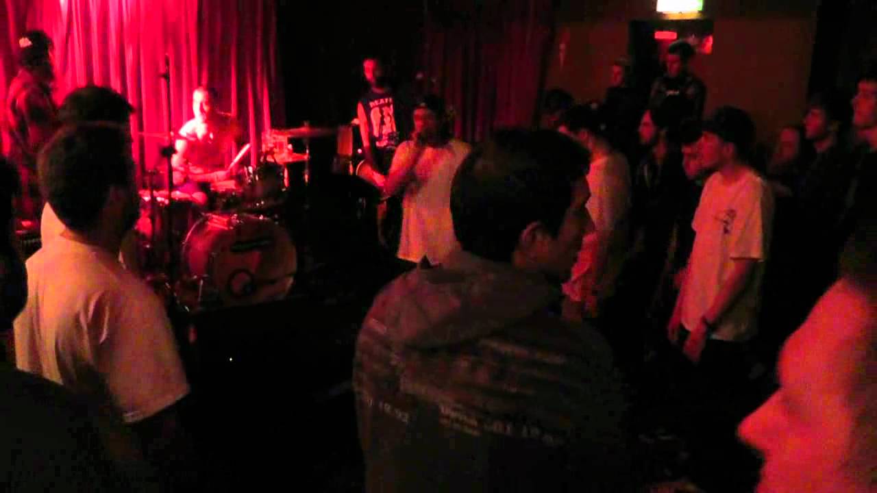 BACKTRACK - WHELAN'S (UPSTAIRS), DUBLIN 19/04/12 (s.m.a.) - YouTube
