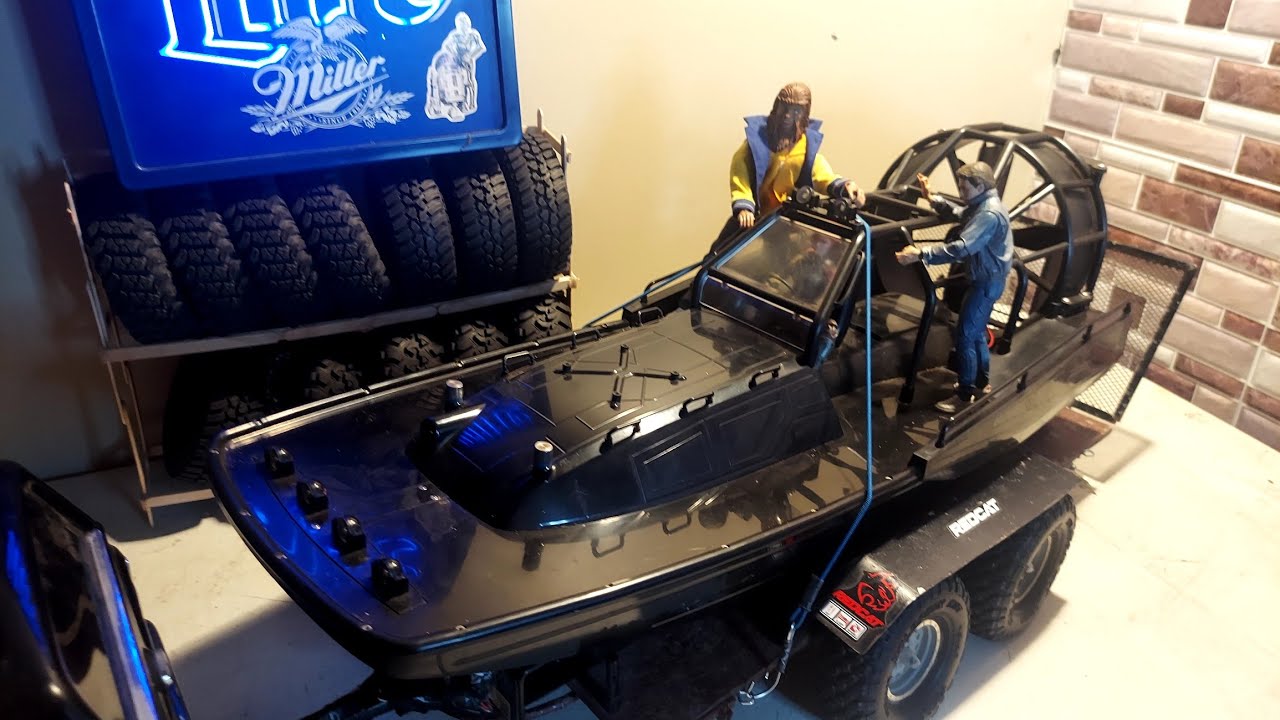 Pro Boat Aerotrooper 25" Brushless RC fan boat servo swap & getting ...