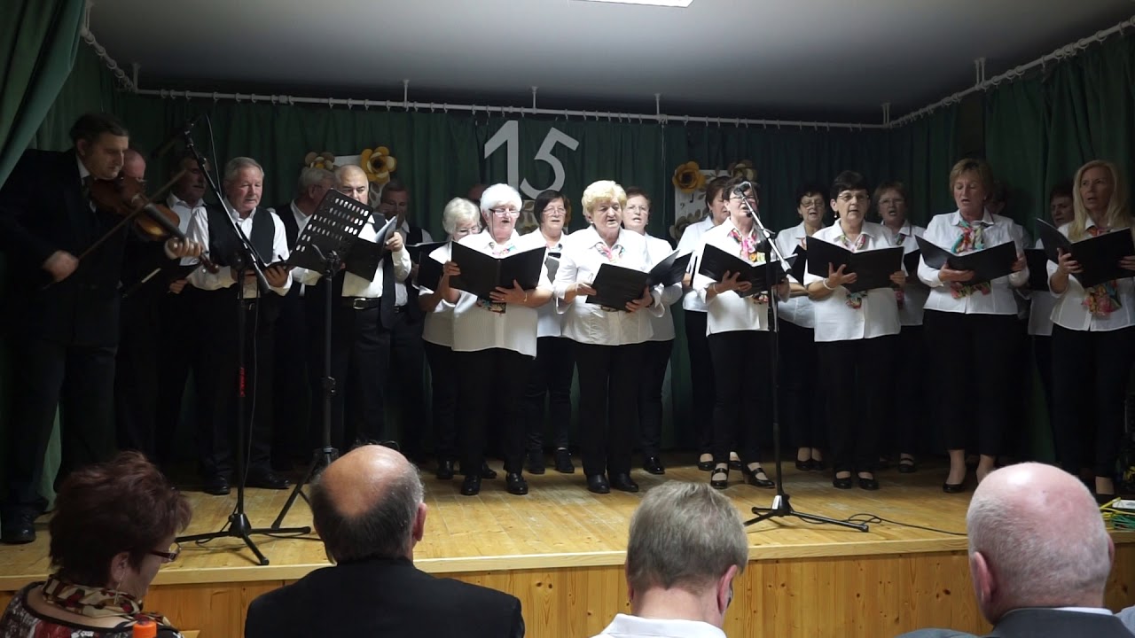 Vaszari férfi kórus asszonyokkal Vanyola 2019. november 23. - YouTube