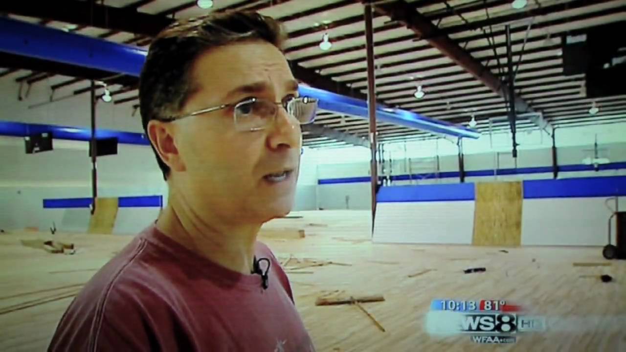 Forney Sports Center (WFAA-TV DALLAS/ FORT WORTH) - YouTube