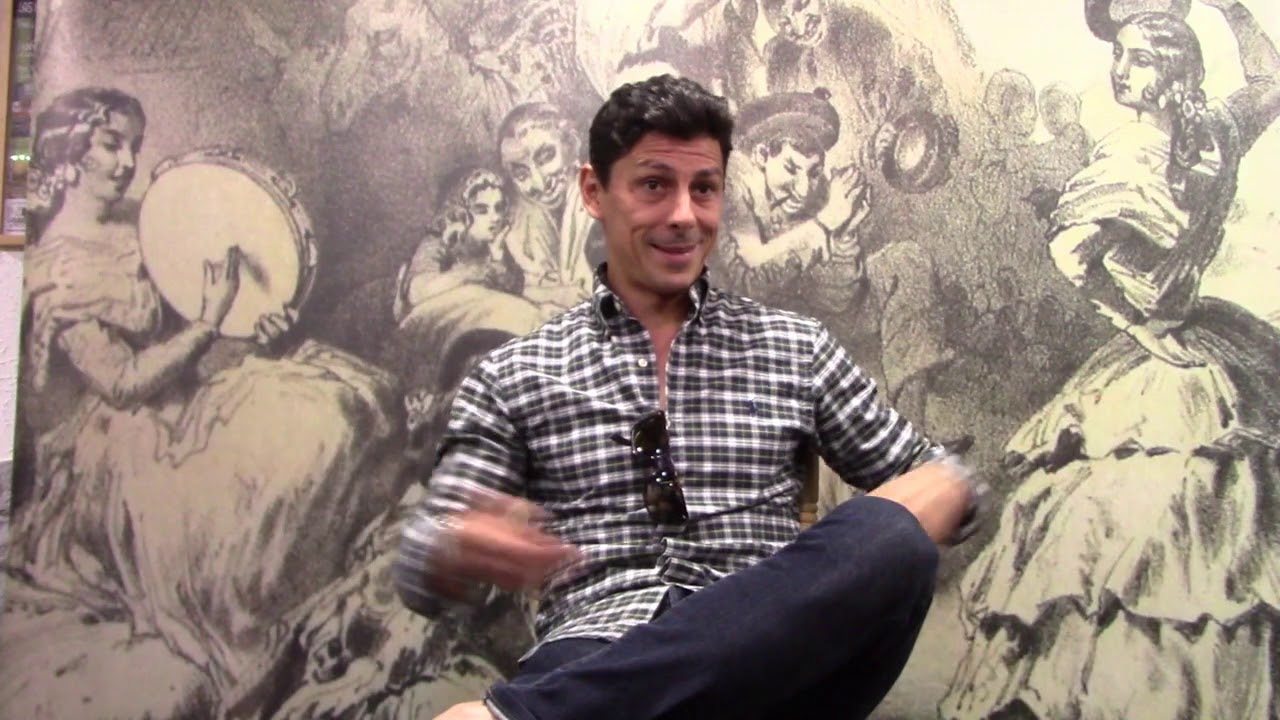 Entrevista al cantaor Roberto Lorente - YouTube