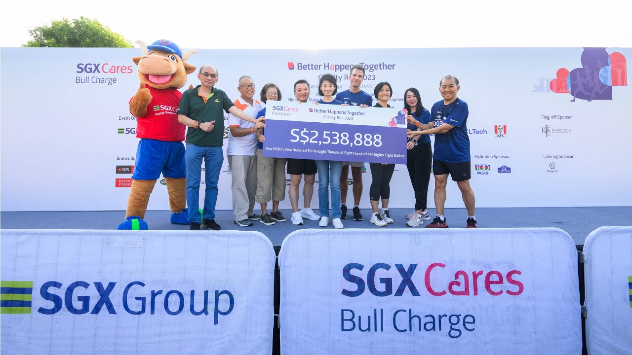 SGX Cares Bull Charge Charity Run 2023 Highlights - YouTube