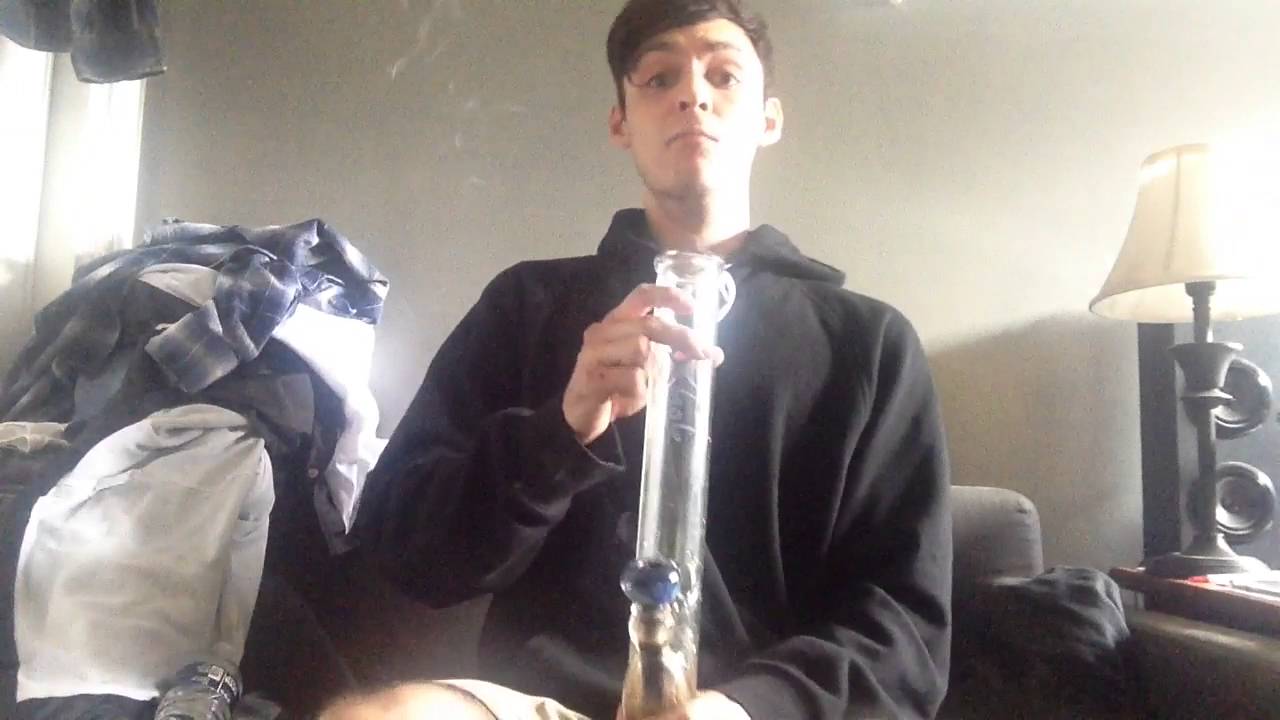 Double bong hit - YouTube