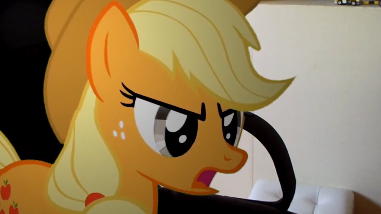 [MLP en vrai] Applejack rage sur counter strike - YouTube