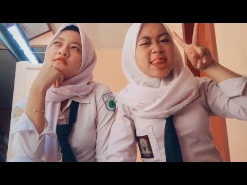 gemes, jilbob sekolah sekarang