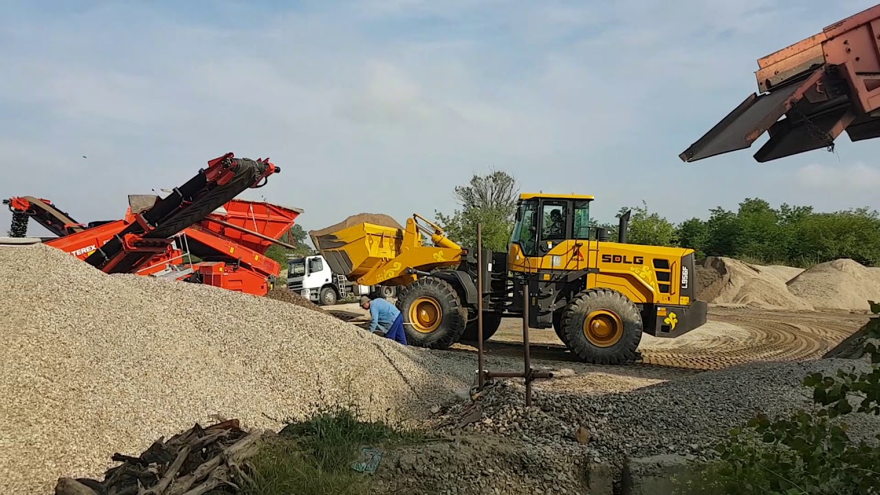 SDLG 956 F delivered in Bulgaria - YouTube