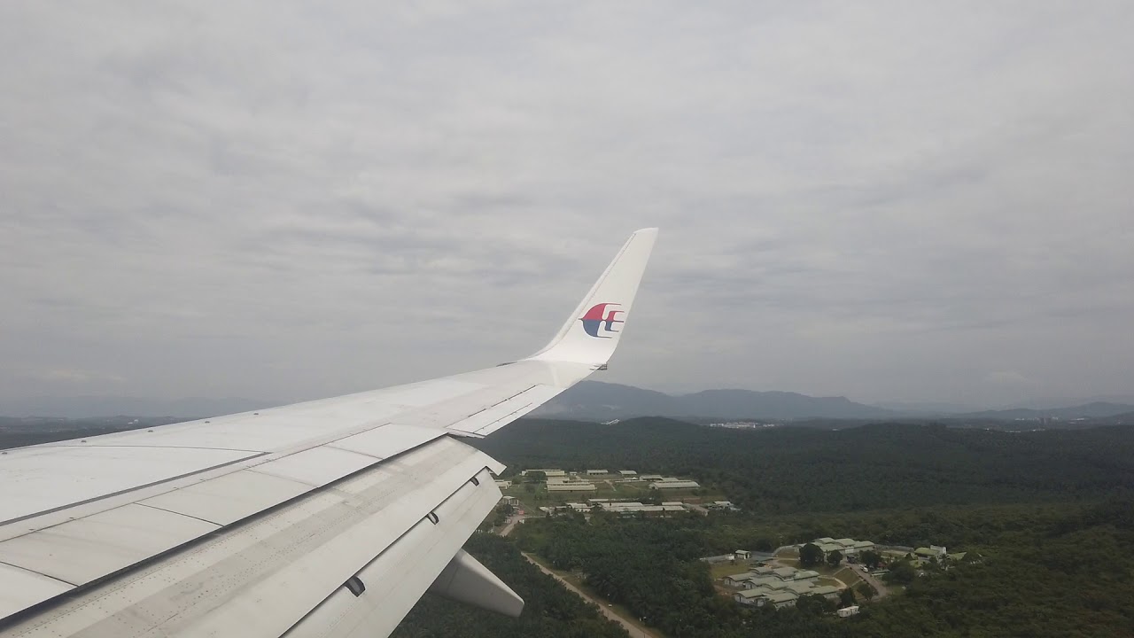 On board Malaysia Airlines MH751 [Boeing 737-8] arriving at Kuala ...