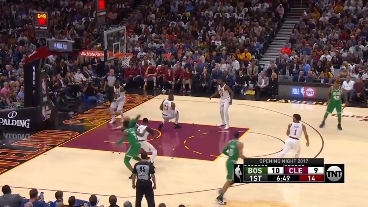 Gordon Hayward Breaks Leg! First game of regular season - YouTube