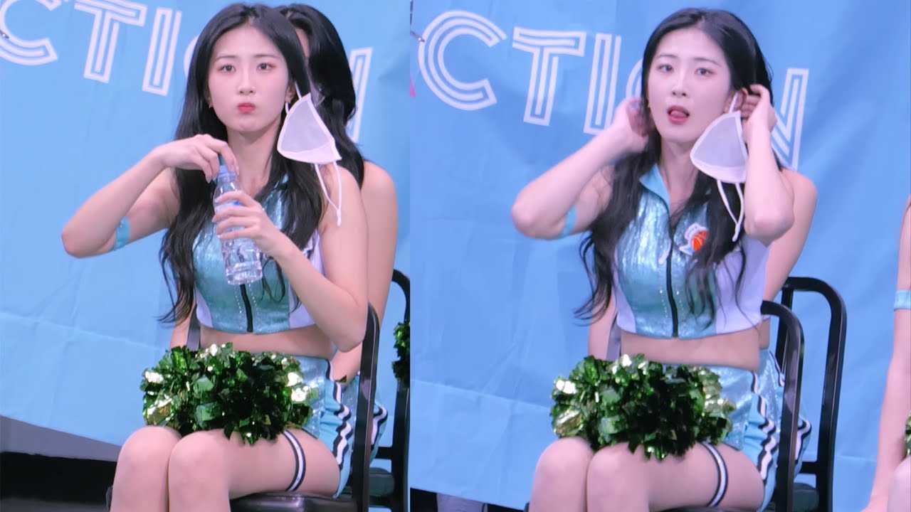 김민기 치어리더 221217 직캠1 응원 여자농구 하나원큐 (Kim Minki Cheerleader 221217 Fancam1 ...