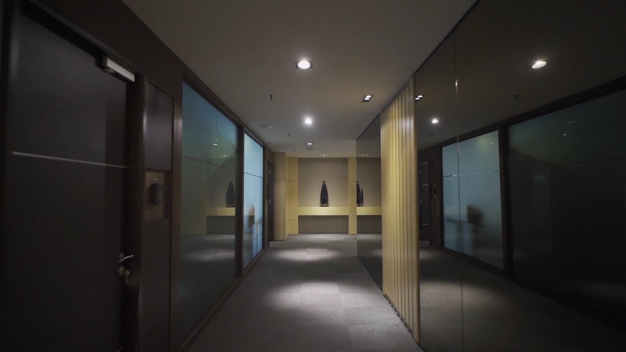 Menara HLX (KLCC) Private Office Suites - YouTube