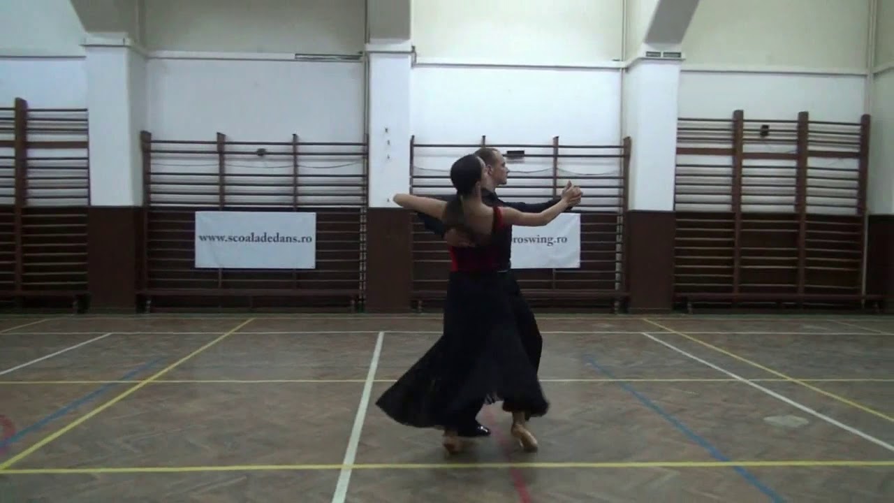 Double Chase - Tango - YouTube