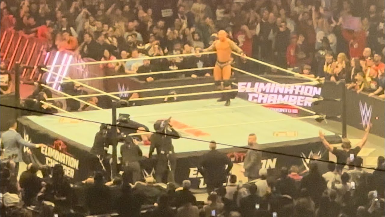 RANDY ORTON RETURNS AND ATTACKS KEVIN OWENS AT WWE Elimination Chamber ...