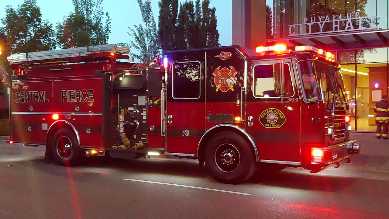 Central pierce new engine 73 looking sweet all lite up - YouTube