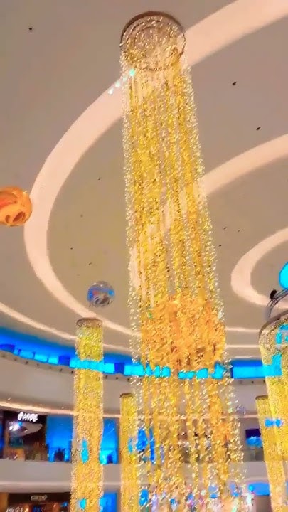Dubai Mall christmas decorations - YouTube