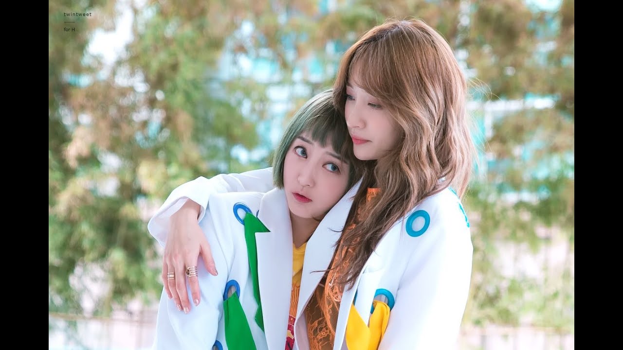 EXID - DDD (Without Solji, or LE, or Jeonghwa)(Basically just Hyerin ...