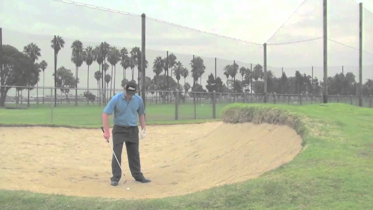 The Greenside Bunker Shot - YouTube