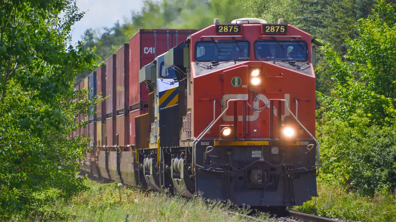 CN Trains at Slaters (Jul/14/2022) - YouTube