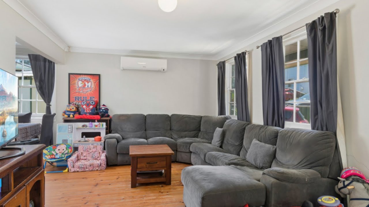 5 Wonga Place, KOONAWARRA, New South Wales - YouTube
