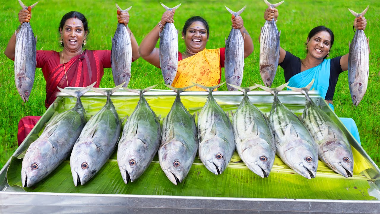 KING of FISH Gravy ! Christmas Special Fried FISH Gravy in Village ...