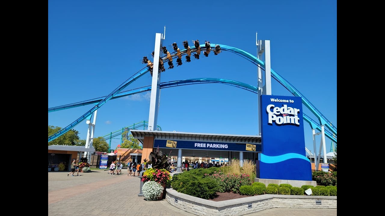 A complete walking tour of Cedar Point. - YouTube