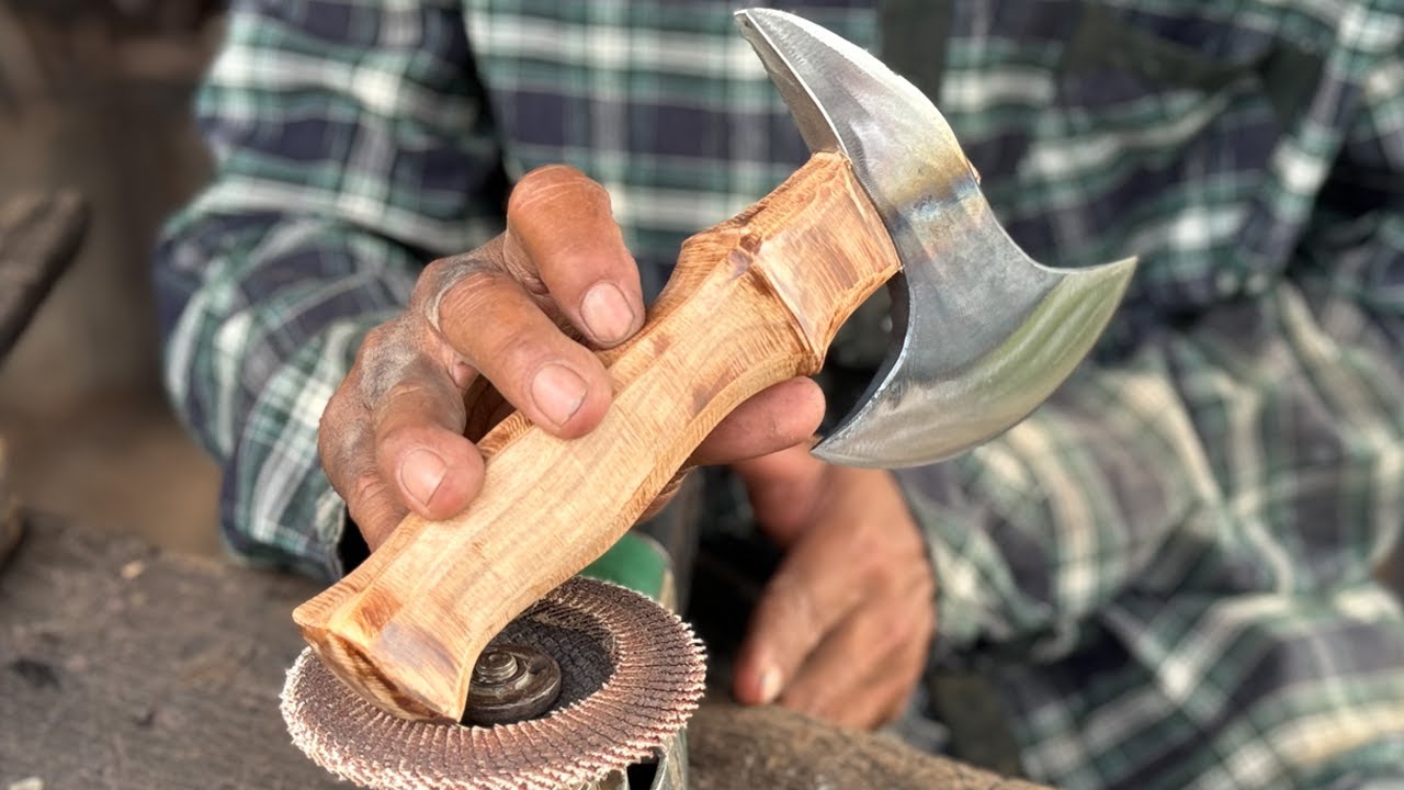 The Most Satisfying Work By Blacksmith-How To Make An Axe Step By Step ...