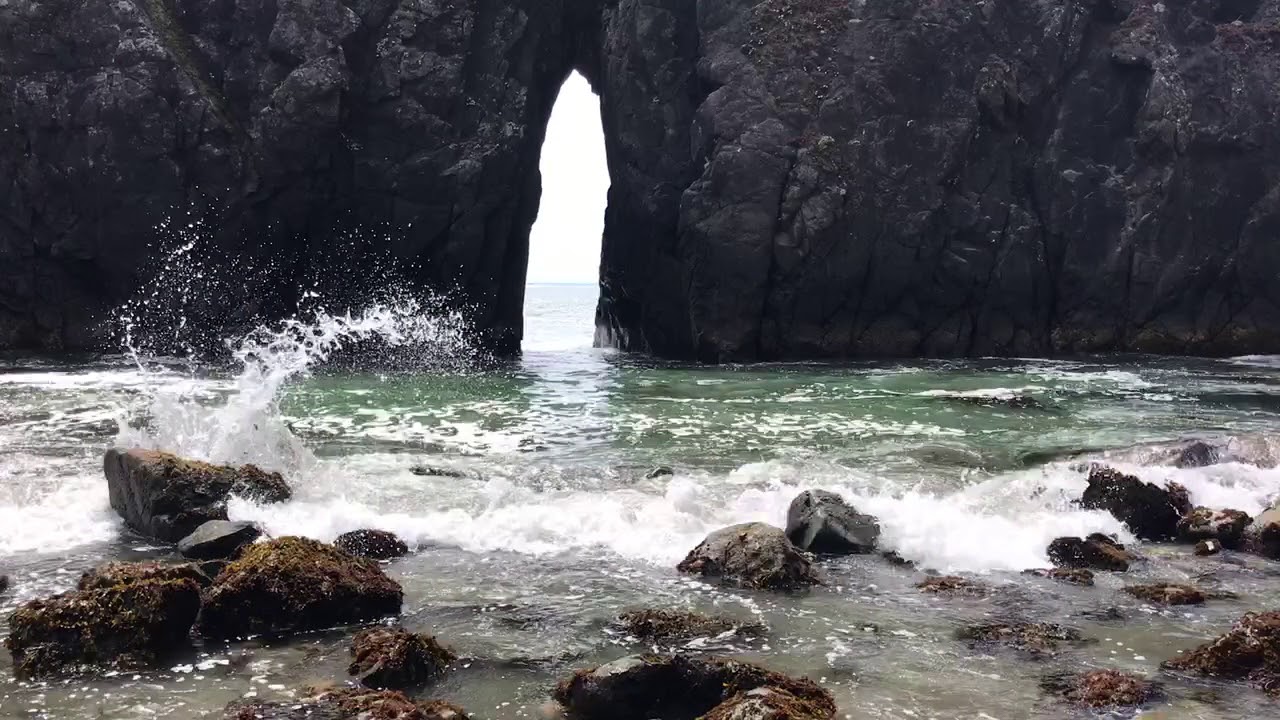 Arch Rock, Harris Beach, Oregon - YouTube