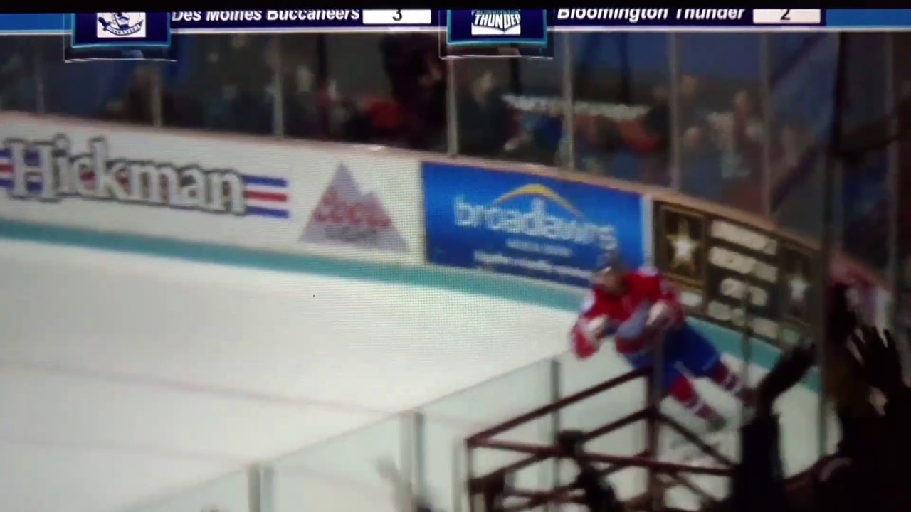 Sniper Collin Rutherford - YouTube