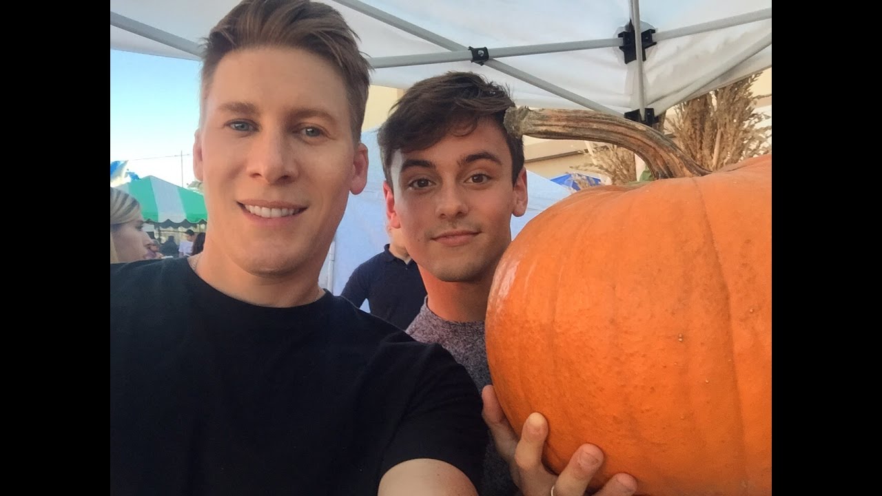 Tom and Lance go to the Pumpkin Patch! - YouTube