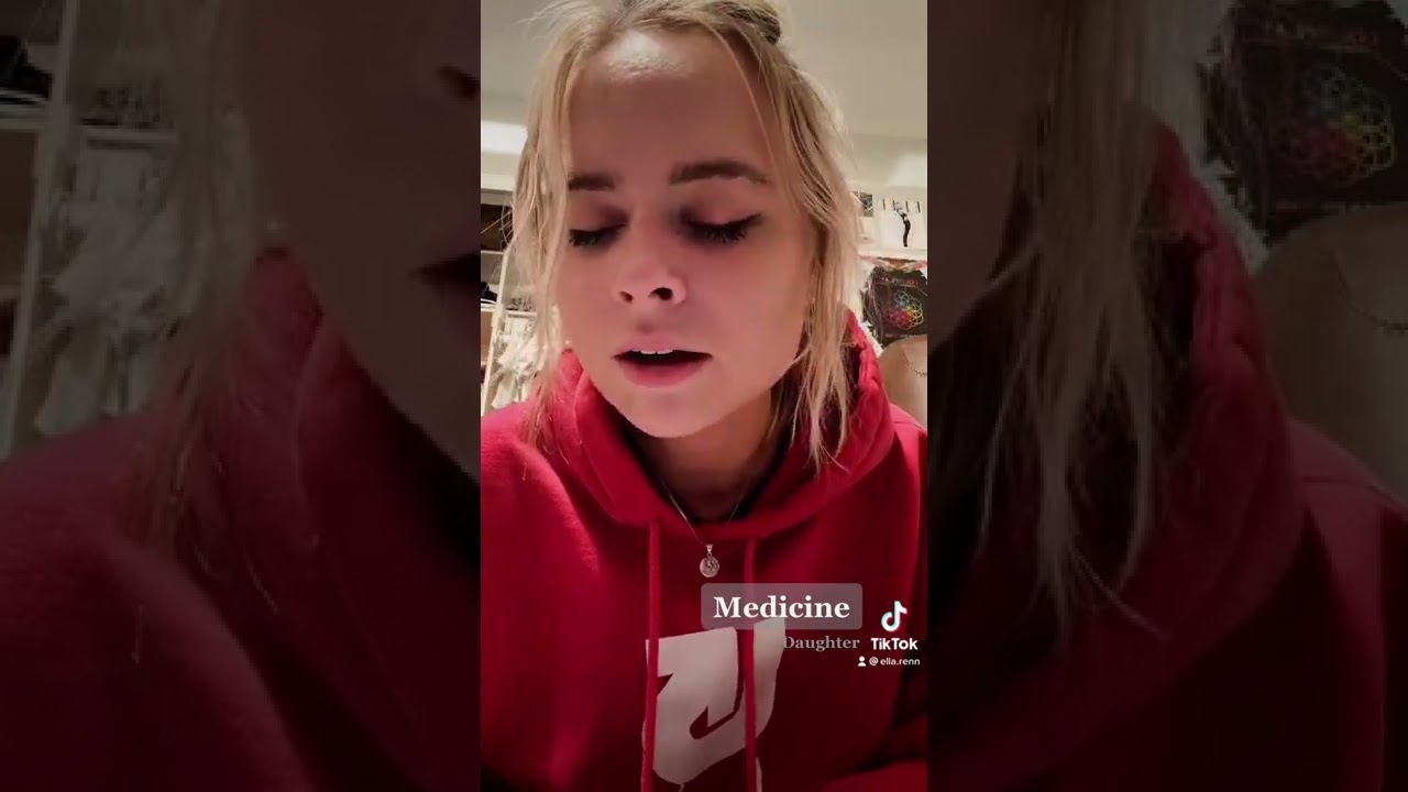 Medicine- Daughter piano cover snippet (Ella Renn) - YouTube