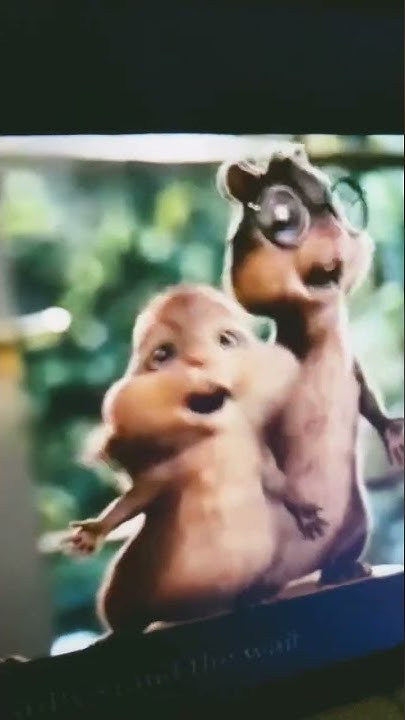 Chipmunks singing short - YouTube
