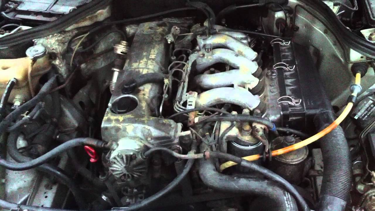 Mercedes 250D startup engine 1990year 209000km - YouTube