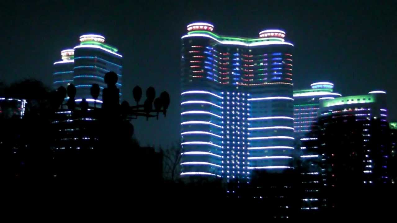 Pyongyang at Night River View DPRK - YouTube