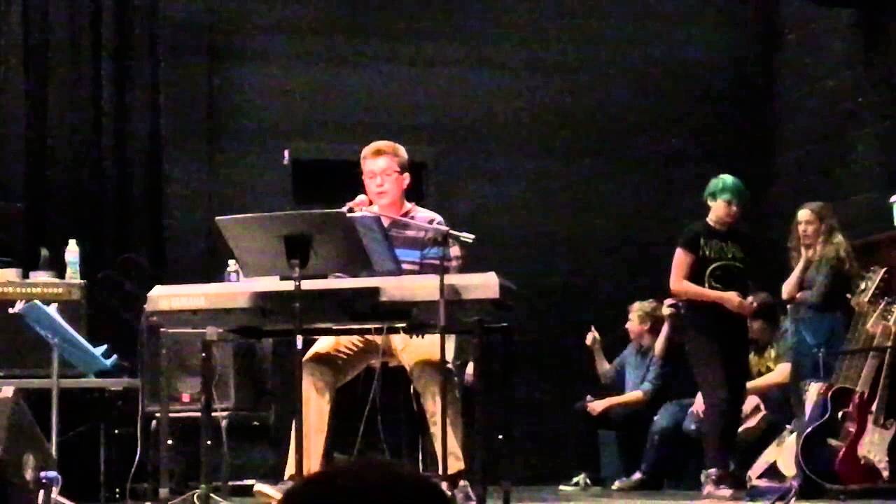 Dexter performing Piano Man - YouTube