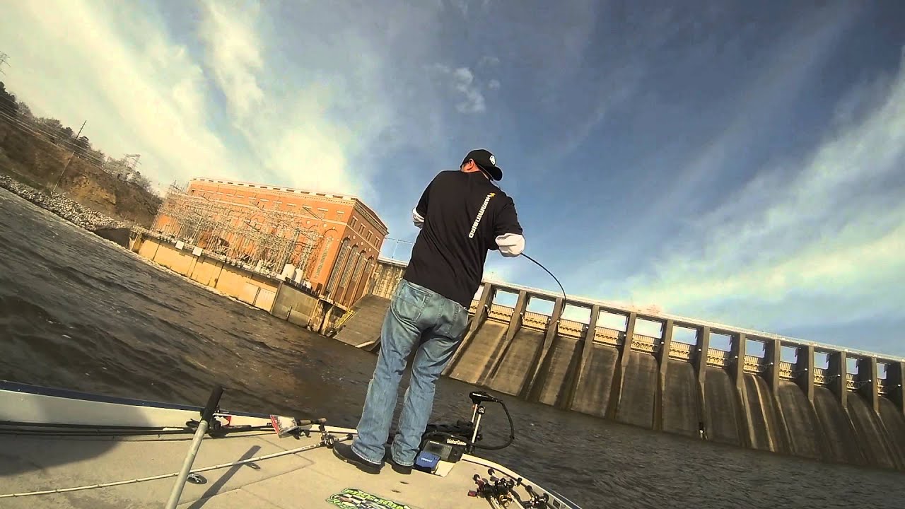 Lake Mitchell, AL Jerk Bait Fishing - YouTube