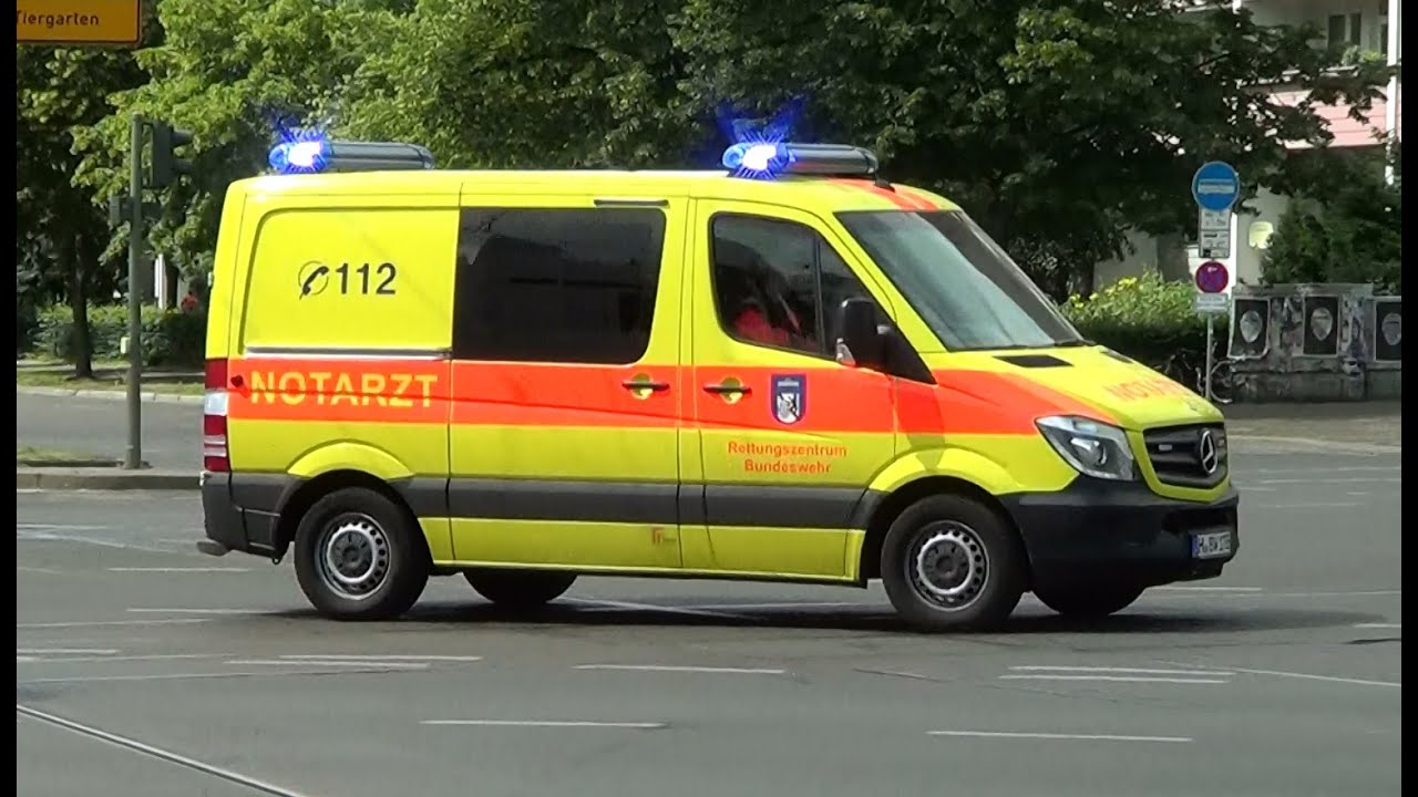 Berlin Bundeswehr NEF | Berlin German Army doctor car responding [GER ...